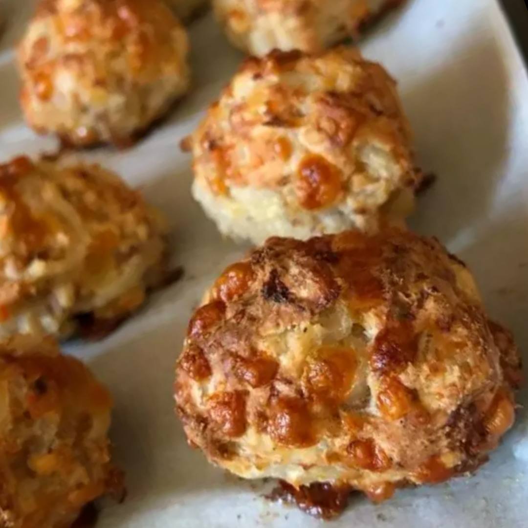 Sausage & Hash Brown Balls – Easy Cook Recipes